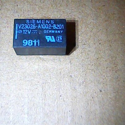 V23026-A1002-B201  12V  二手拆机正品继电器
