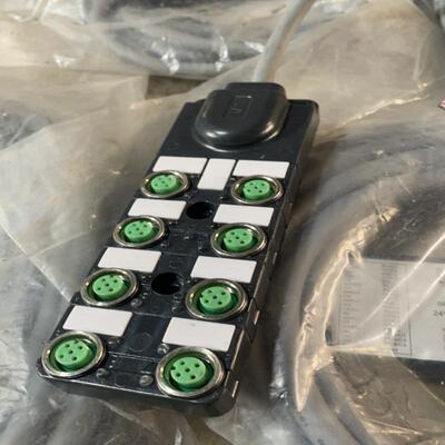议价西威联SVLES传感器接线盒982820-36可维修