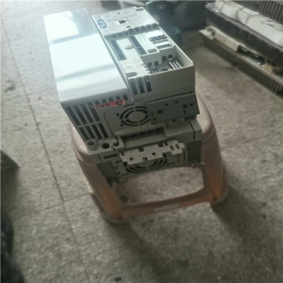 (议价)e84avtce1534sxo伦茨变频器8400系列38