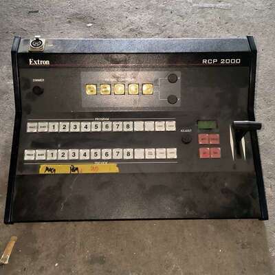 议价Extron RCP 2000 控台，九成新，无修，功可维修