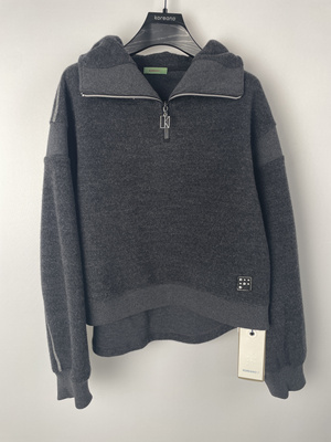 柯利亚诺冬季专柜同款灰色连帽卫衣  TY3033 ￥3990