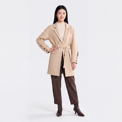 柯利亚诺冬季专柜同款廓形羊毛西服翻领外套  FY4118(EUN) ￥3990