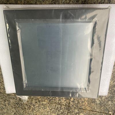 议~昆伦通态触摸屏，TPC1561hii，实图拍摄，功能正常，成