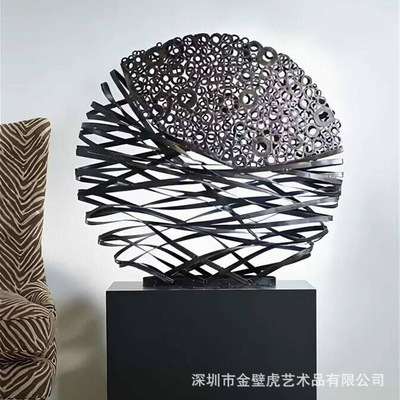 圆形金属雕塑 创意镂空透光落地艺术摆件 售楼处酒店大堂走廊配饰