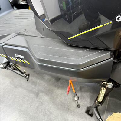 小牛新款FXT原厂原装加宽拓展后脚踏后搁脚支架加宽脚踏下盖上盖