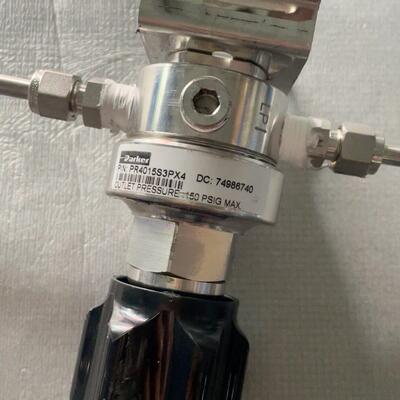 PR4015S3PX4 减压阀 1/4NPT 3孔 口压力150PSIG Parker议价维修