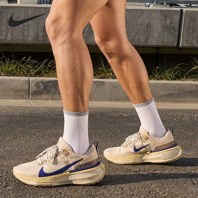 Nike/耐克正品Invincible 3男士弹力轻便跑步鞋HF4309-126