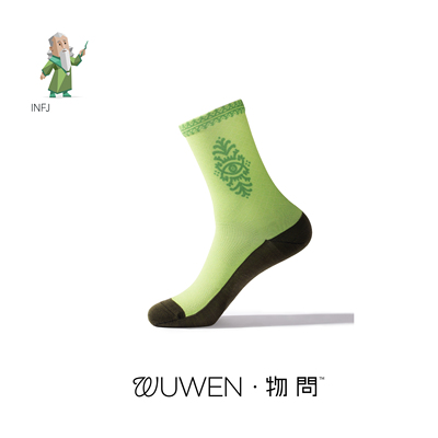 物问绿色羊毛防臭透气中筒运动袜
