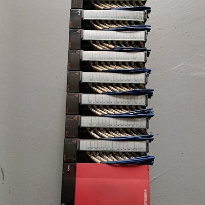 {议价}三菱PLC模块一套 Q02CPU Q61P QY10实物图，