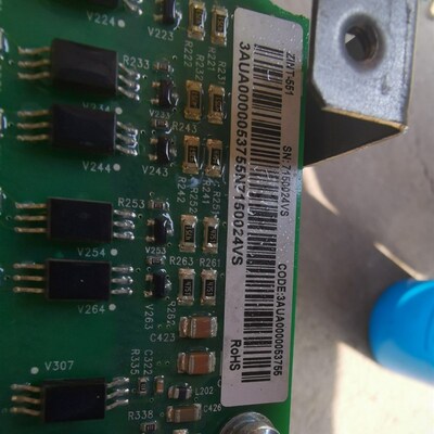 ABB变频器 ACS880-01-087A-3 37-45KW 电源板驱动板 ZINT-551 87A