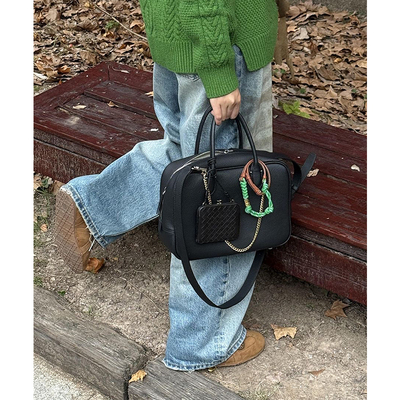 UR小众设计包包女2025新款高级感时尚百搭单肩斜挎包手提腋下包