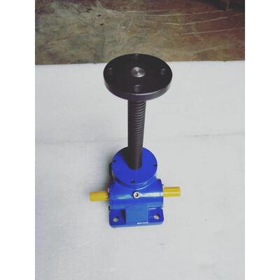 传邦生产螺旋丝杆升降机QWL25T蜗轮丝杆提升机电机带动升降平台