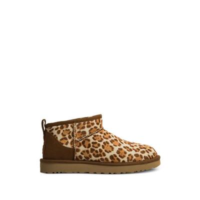 UGG Australia 女士 SS26 靴子 
