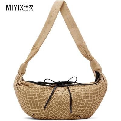 Lemaire 女款米色 Croissant Filt 单肩包 迷衣时尚