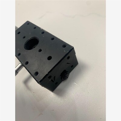 日本SURUGA SEUKI燕尾槽型滑动平台B05-21KM