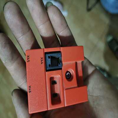 询价~SEW变频器MC07B系列通讯模块FSC11B，库存旧件，性