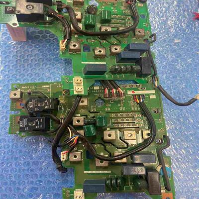 BC186A699G52 三菱变频器驱动板带75A模~议价