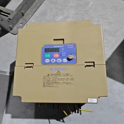 日立变频器SJ200-055HFE 55KW 380V~询价