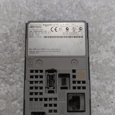 议价施耐德触摸屏 Magelis HMISTO512可维修