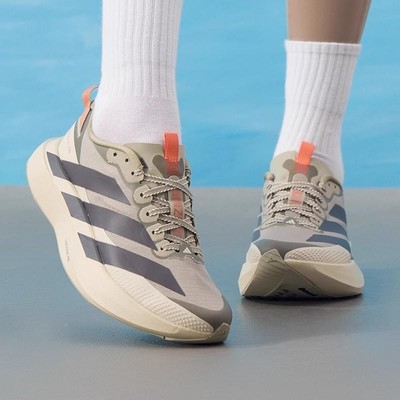滔搏adidas阿迪达斯女鞋ADIZERO EVO SL低帮运动训练跑步鞋KK2719
