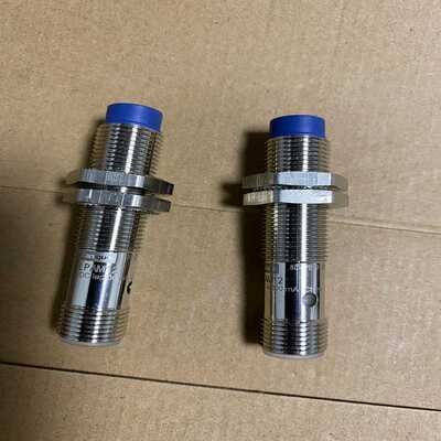 议~无包装接近开关XS212BLPAM12