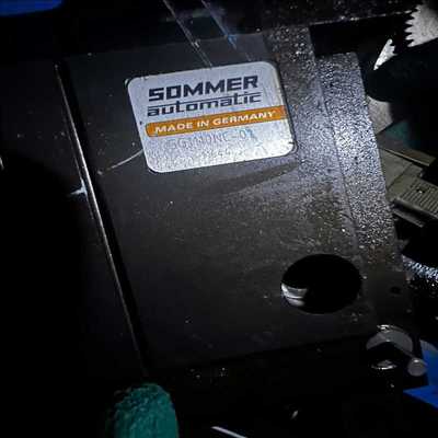 SOMMER索玛气爪气缸GG1110FNC 01 物品实景实（耶耶电子）