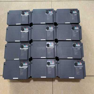 FR-D740-7.5K-CHT三菱变频器，成色不错如图（地坛设备）