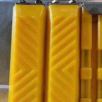 供应销售牛筋履带胶块 橡胶履带输送带驾驶室座椅操作方便