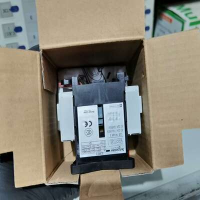 Scheider  Electric V02C议价~询价