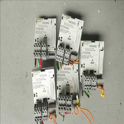 议~E82ZAFPC010 伦茨变频器IO板模块 拆机