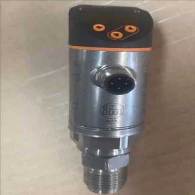 IFM-PN3094-带显示屏的压力传感器（耶耶电子）