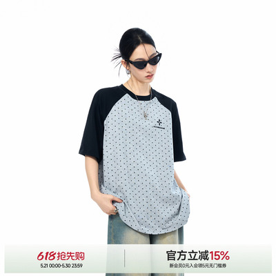 撞色满印小波点圆领短袖T恤
