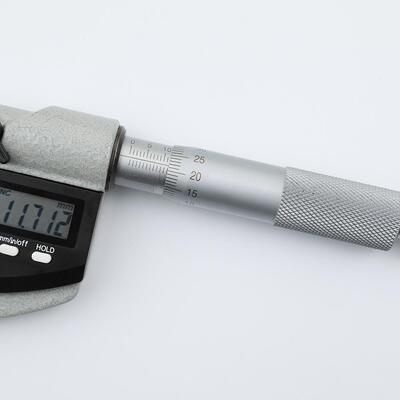 I测PIWU4数显外径千分尺0-50mm0.00测厚仪分厘6卡电子螺旋1微器