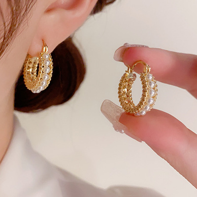 新款珍珠圈圈耳环轻奢高级感小众夸张大耳圈女冷淡风时尚耳饰品女