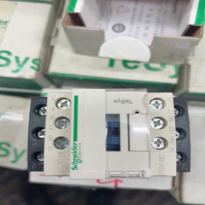 接触器LC1D18MDC 220VDC~询价