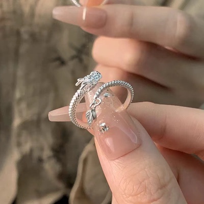 轻奢生肖龙形神龙摆尾戒指女