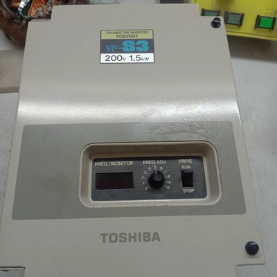 议价VFS3-2015P， 2.2KW 200V拆机TOSHIB