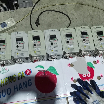 台达VFD-M变频器。VFD004M21A，0.4kw。VF-议价