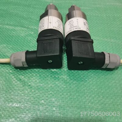 韩国ULFA压力传感器SXT-B500M11，2个，型号一致