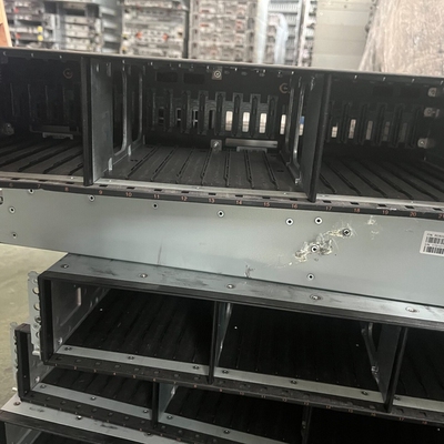 议价IBMV3700g2扩展柜中板供电板电源背板24槽 2.5寸