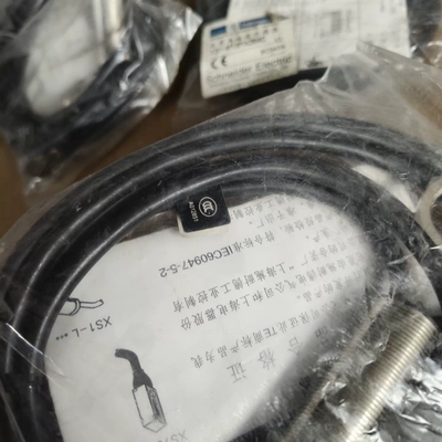 telanique接近传感器XS1M18FA2议价
