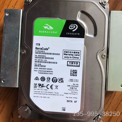 希捷酷鱼1TB机械硬盘，型号ST1000DM010，3.5寸详谈