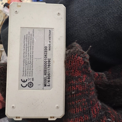 Renesas瑞萨E1仿真器，型号ROE000010KCE0【议】