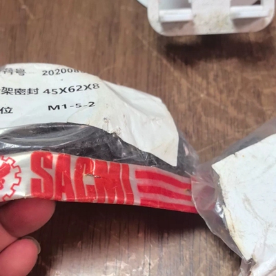 意大利萨克米sacmi的配件，O型圈，输送带啥的都有，有很多