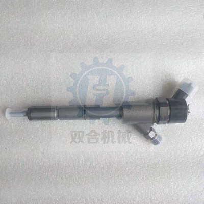 4D95LE-5发动机喷油器 6271-11-3100喷油嘴
