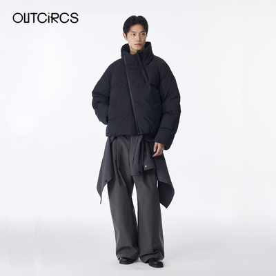 OUTCiRCS弯刀袖斜门襟立领羽绒服