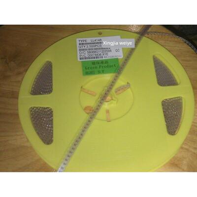 贴片 1N4148 LL4148 SOD-80 圆柱玻璃 LL-34 1206体积 2500祇/盘