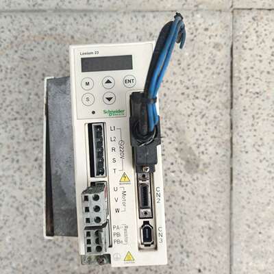 议价施耐德驱动器     LXM23CU15M3X维修