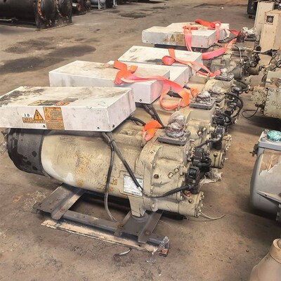 特灵螺杆压缩机 型号:CHON1TKJON112A 和C