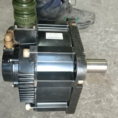 议价伺服电机SGMGV30ADC61议价